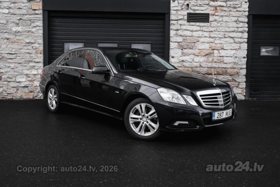 Black Mercedes-Benz E-Class 2010 in Tallinn, with an engine capacity of 3.00 L and mileage of 338 thousand km for 7800 €, photo 4 on AUTOMOTO.COM.LV