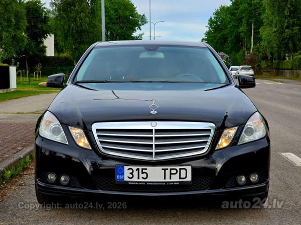 Black Mercedes-Benz E-Class 2010 in Tallinn, with an engine capacity of 2.10 L and mileage of 307 thousand km for 4990 €, photo 2 on AUTOMOTO.COM.LV