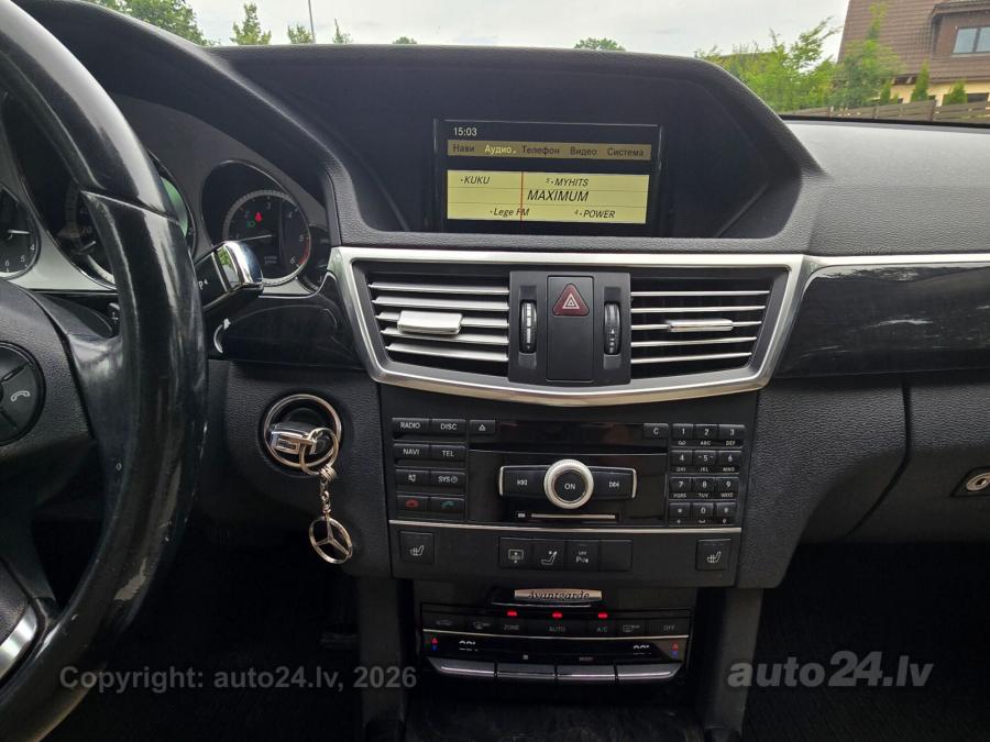 Black Mercedes-Benz E-Class 2010 in Tallinn, with an engine capacity of 3.00 L and mileage of 272 thousand km for 6990 €, photo 17 on AUTOMOTO.COM.LV