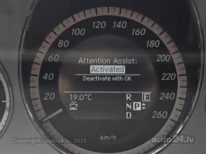 Black Mercedes-Benz E-Class 2010 in Tallinn, with an engine capacity of 3.00 L and mileage of 272 thousand km for 6990 €, photo 21 on AUTOMOTO.COM.LV