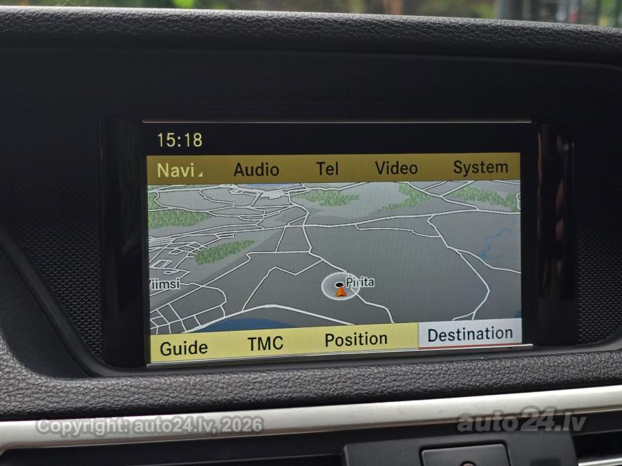 Black Mercedes-Benz E-Class 2010 in Tallinn, with an engine capacity of 3.00 L and mileage of 272 thousand km for 6990 €, photo 23 on AUTOMOTO.COM.LV