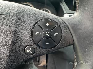 Black Mercedes-Benz E-Class 2010 in Tallinn, with an engine capacity of 2.10 L and mileage of 0 thousand km for 5490 €, photo 17 on AUTOMOTO.COM.LV