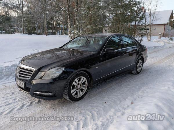 Black Mercedes-Benz E-Class 2011 in Tallinn, with an engine capacity of 2.10 L and mileage of 480 thousand km for 6900 €, photo 5 on AUTOMOTO.COM.LV