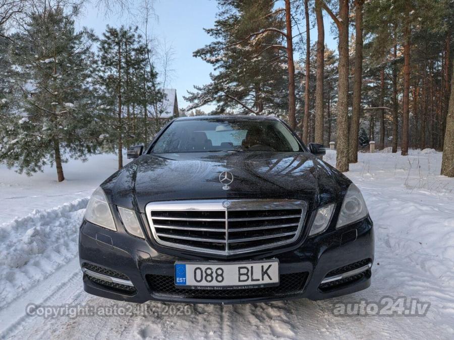 Black Mercedes-Benz E-Class 2011 in Tallinn, with an engine capacity of 2.10 L and mileage of 480 thousand km for 6900 €, photo 6 on AUTOMOTO.COM.LV