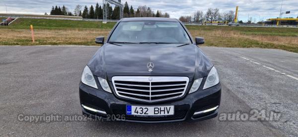 Melns Mercedes-Benz E-Class 2011 Saue, ar dzinēja tilpumu 3.00 L un nobraukumu 203 tūkst. km par 11200 €, foto 8 vietnē AUTOMOTO.COM.LV