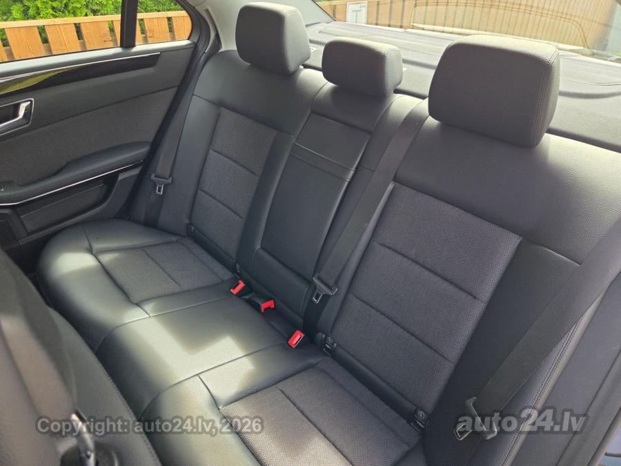 Melns Mercedes-Benz E-Class 2011 Pērnava, ar dzinēja tilpumu 1.80 L un nobraukumu 239 tūkst. km par 8900 €, foto 17 vietnē AUTOMOTO.COM.LV
