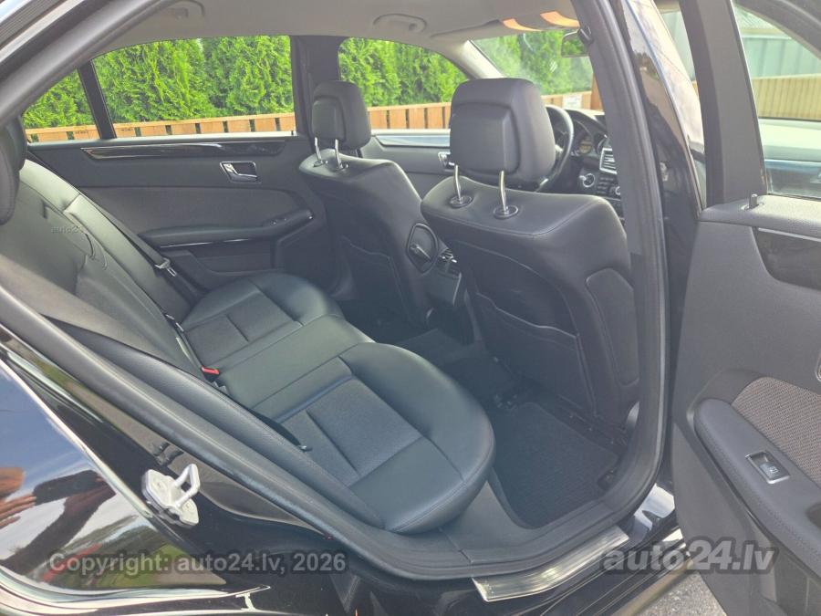 Melns Mercedes-Benz E-Class 2011 Pērnava, ar dzinēja tilpumu 1.80 L un nobraukumu 239 tūkst. km par 8900 €, foto 18 vietnē AUTOMOTO.COM.LV