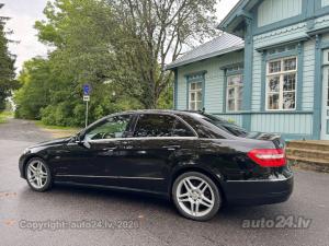 Melns Mercedes-Benz E-Class 2011 Tallina, ar dzinēja tilpumu 2.10 L un nobraukumu 266 tūkst. km par 7800 €, foto 4 vietnē AUTOMOTO.COM.LV