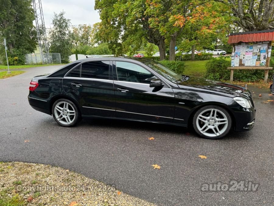 Melns Mercedes-Benz E-Class 2011 Tallina, ar dzinēja tilpumu 2.10 L un nobraukumu 266 tūkst. km par 7800 €, foto 5 vietnē AUTOMOTO.COM.LV