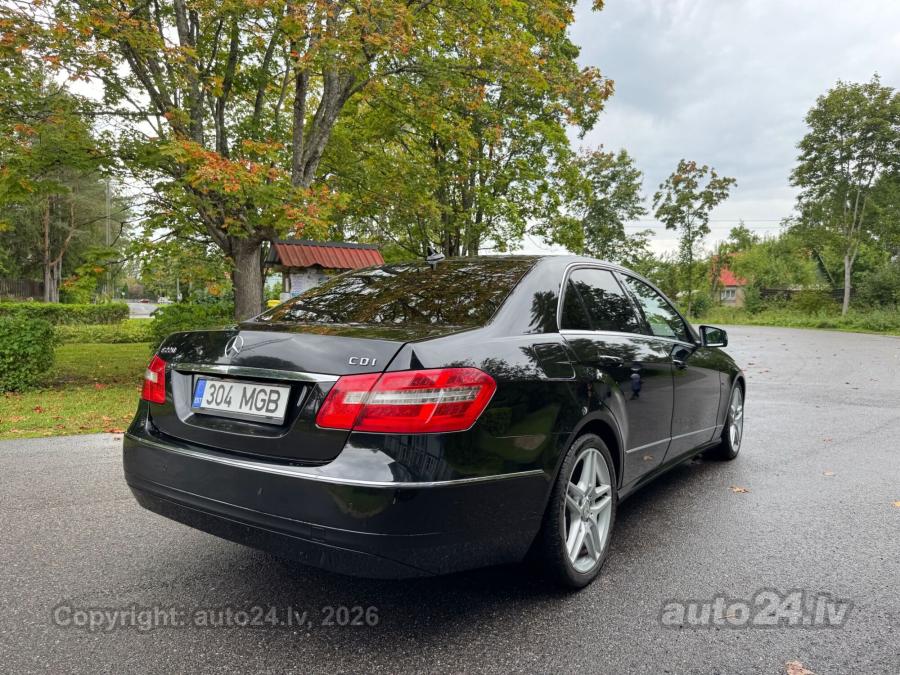 Melns Mercedes-Benz E-Class 2011 Tallina, ar dzinēja tilpumu 2.10 L un nobraukumu 266 tūkst. km par 7800 €, foto 7 vietnē AUTOMOTO.COM.LV