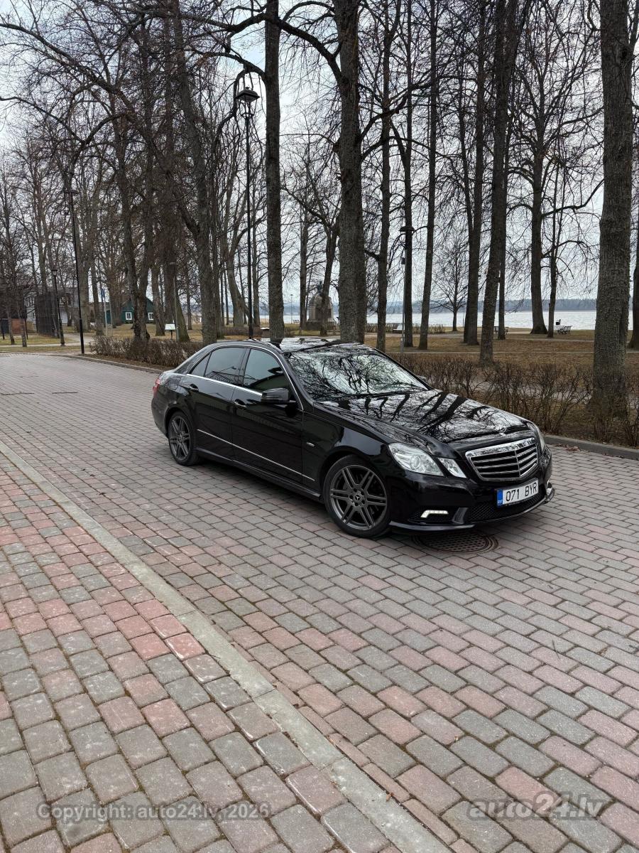 Black Mercedes-Benz E-Class 2012 in Tallinn, with an engine capacity of 2.20 L and mileage of 397 thousand km for 12500 €, photo 3 on AUTOMOTO.COM.LV