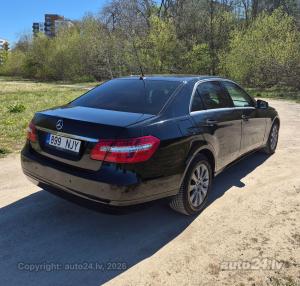 Melns Mercedes-Benz E-Class 2012 Tallina, ar dzinēja tilpumu 2.10 L un nobraukumu 215 tūkst. km par 8990 €, foto 5 vietnē AUTOMOTO.COM.LV
