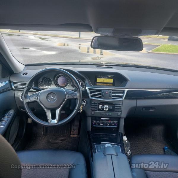 Black Mercedes-Benz E-Class 2012 in Tallinn, with an engine capacity of 1.80 L and mileage of 70 thousand km for 19000 €, photo 5 on AUTOMOTO.COM.LV