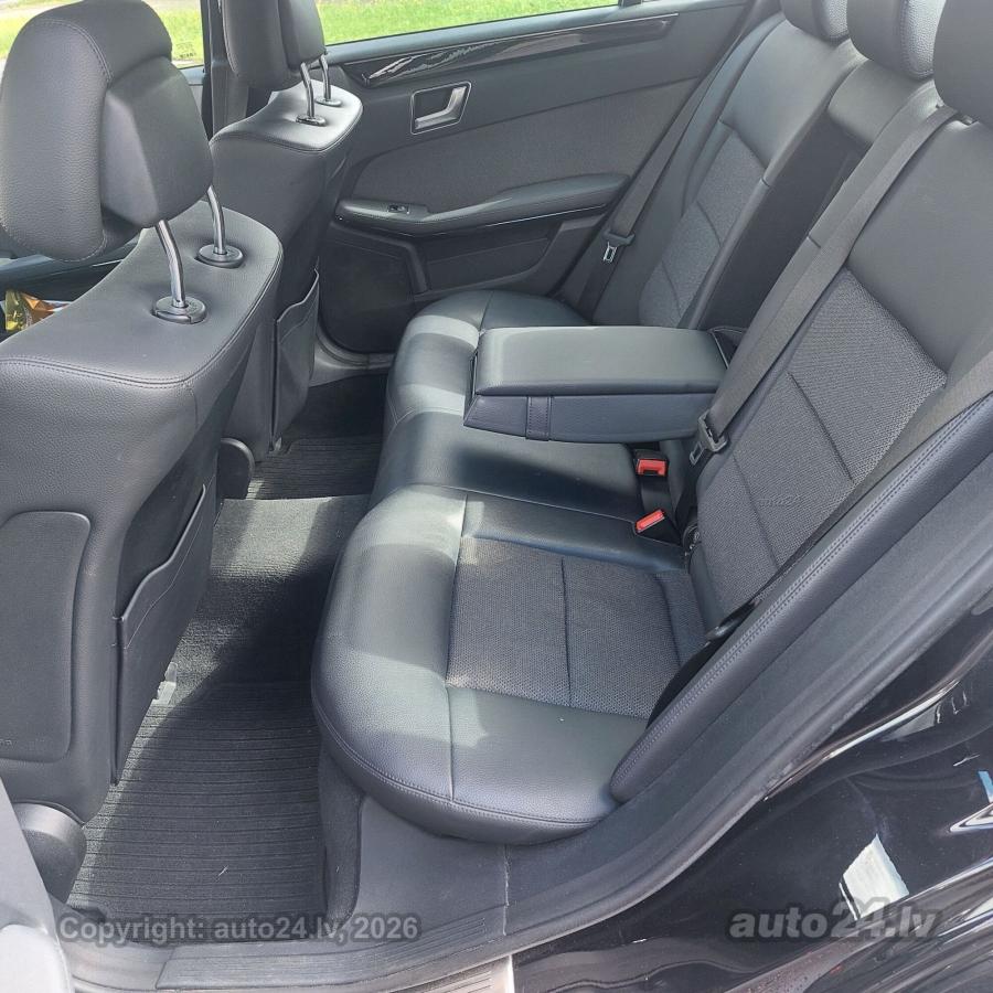 Melns Mercedes-Benz E-Class 2012 Tallina, ar dzinēja tilpumu 1.80 L un nobraukumu 70 tūkst. km par 19000 €, foto 7 vietnē AUTOMOTO.COM.LV