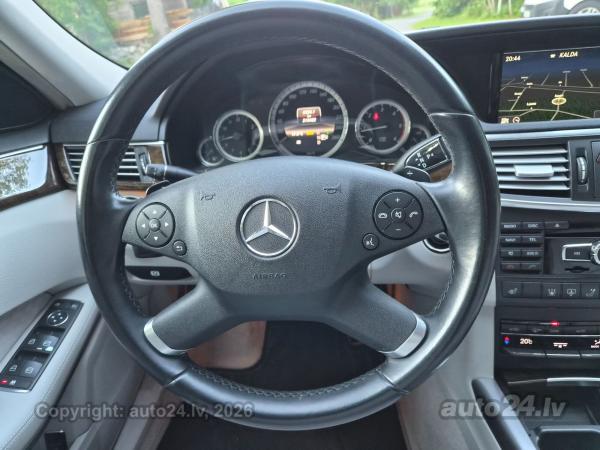 Melns Mercedes-Benz E-Class 2012 Saku, ar dzinēja tilpumu 2.10 L un nobraukumu 0 tūkst. km par 8400 €, foto 8 vietnē AUTOMOTO.COM.LV
