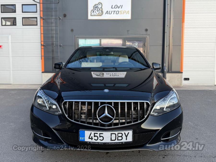 Melns Mercedes-Benz E-Class 2013 Kuresāre, ar dzinēja tilpumu 3.00 L un nobraukumu 200 tūkst. km par 14999 €, foto 1 vietnē AUTOMOTO.COM.LV