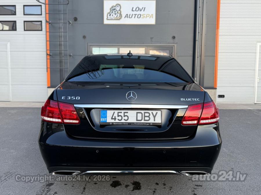 Melns Mercedes-Benz E-Class 2013 Kuresāre, ar dzinēja tilpumu 3.00 L un nobraukumu 200 tūkst. km par 14999 €, foto 7 vietnē AUTOMOTO.COM.LV