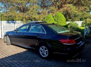 Melns Mercedes-Benz E-Class 2013 Tallina, ar dzinēja tilpumu 3.00 L un nobraukumu 520 tūkst. km par 8495 €, foto 3 vietnē AUTOMOTO.COM.LV