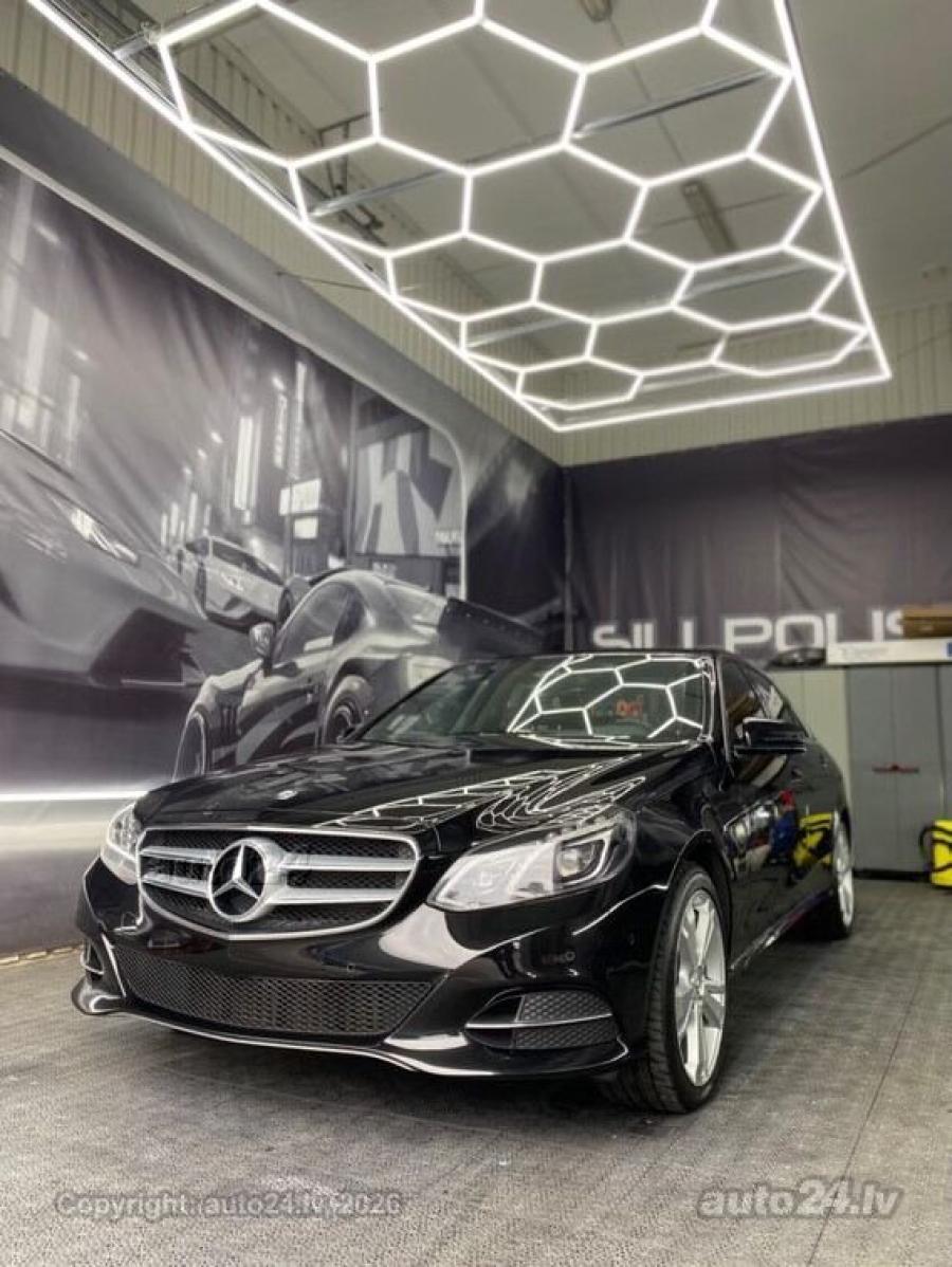 Melns Mercedes-Benz E-Class 2014 Tallina, ar dzinēja tilpumu 2.10 L un nobraukumu 160 tūkst. km par 17500 €, foto 3 vietnē AUTOMOTO.COM.LV