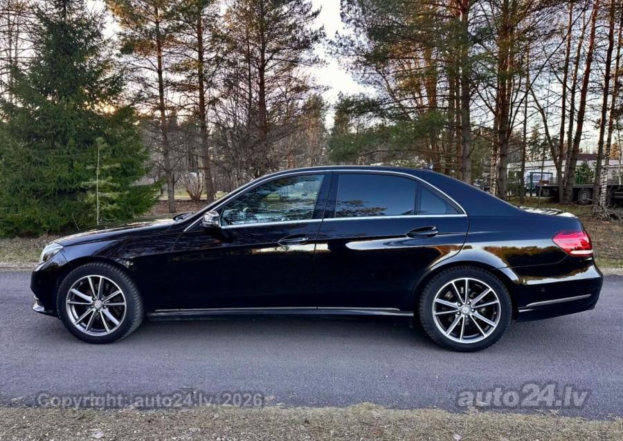 Black Mercedes-Benz E-Class 2014 in Tallinn, with an engine capacity of 2.10 L and mileage of 328 thousand km for 14500 €, photo 2 on AUTOMOTO.COM.LV