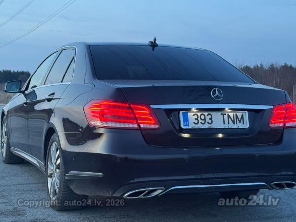 Black Mercedes-Benz E-Class 2014 in Tallinn, with an engine capacity of 2.10 L and mileage of 175 thousand km for 15700 €, photo 3 on AUTOMOTO.COM.LV