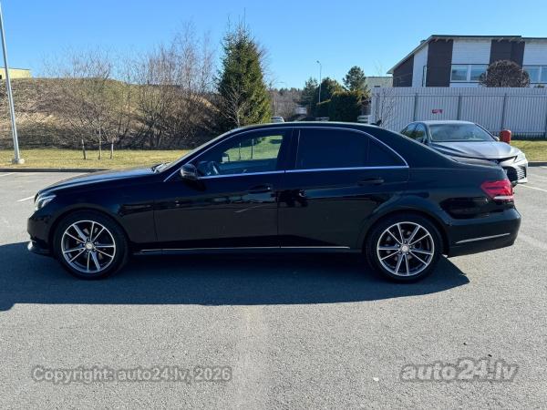 Black Mercedes-Benz E-Class 2014 in Tallinn, with an engine capacity of 2.10 L and mileage of 330 thousand km for 9990 €, photo 4 on AUTOMOTO.COM.LV