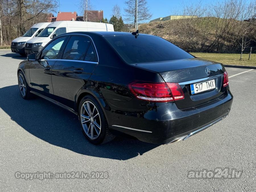 Black Mercedes-Benz E-Class 2014 in Tallinn, with an engine capacity of 2.10 L and mileage of 330 thousand km for 9990 €, photo 11 on AUTOMOTO.COM.LV