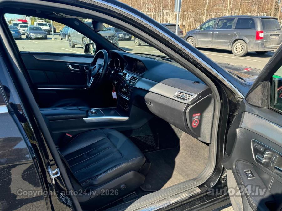 Black Mercedes-Benz E-Class 2014 in Tallinn, with an engine capacity of 2.10 L and mileage of 330 thousand km for 9990 €, photo 16 on AUTOMOTO.COM.LV