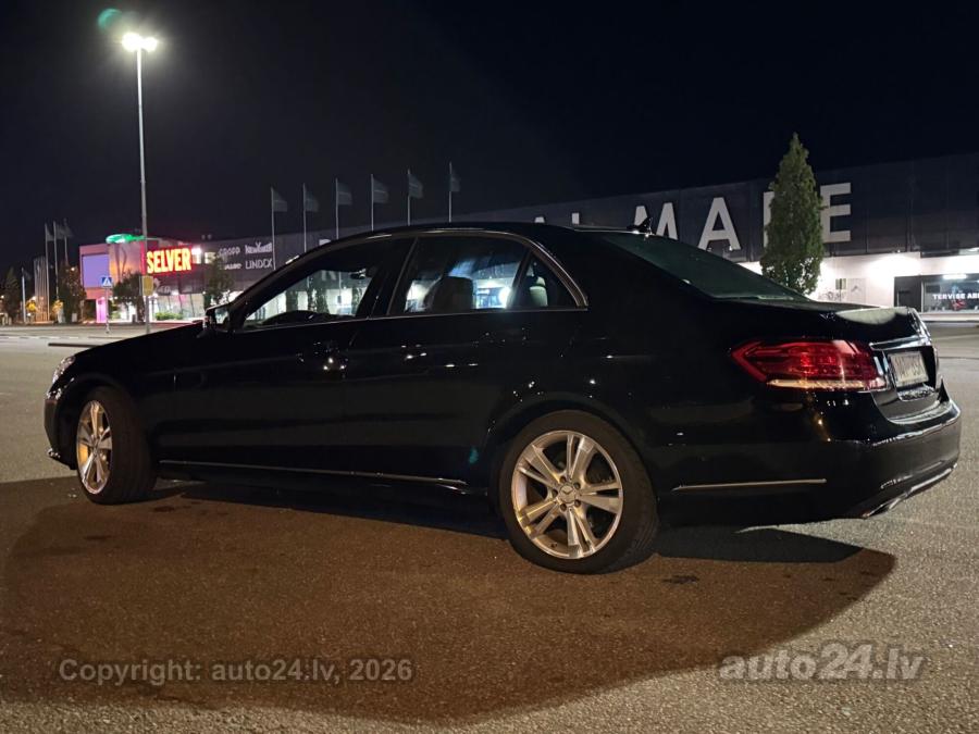 Melns Mercedes-Benz E-Class 2014 Tallina, ar dzinēja tilpumu 2.10 L un nobraukumu 176 tūkst. km par 14299 €, foto 4 vietnē AUTOMOTO.COM.LV
