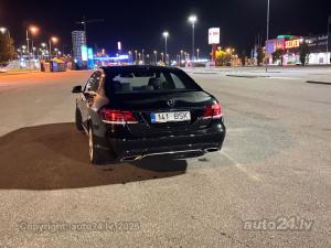 Melns Mercedes-Benz E-Class 2014 Tallina, ar dzinēja tilpumu 2.10 L un nobraukumu 176 tūkst. km par 14299 €, foto 5 vietnē AUTOMOTO.COM.LV