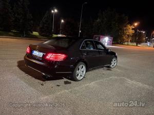Melns Mercedes-Benz E-Class 2014 Tallina, ar dzinēja tilpumu 2.10 L un nobraukumu 176 tūkst. km par 14299 €, foto 13 vietnē AUTOMOTO.COM.LV