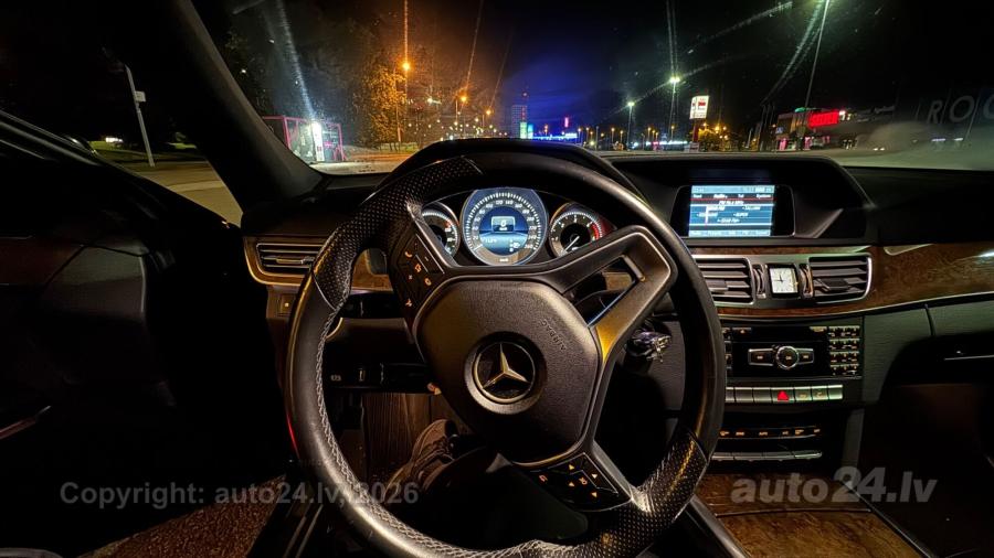 Melns Mercedes-Benz E-Class 2014 Tallina, ar dzinēja tilpumu 2.10 L un nobraukumu 176 tūkst. km par 14299 €, foto 18 vietnē AUTOMOTO.COM.LV