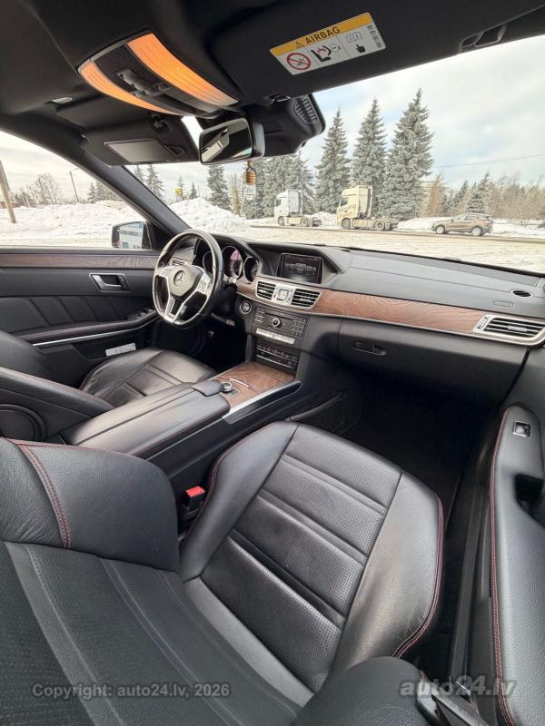 Black Mercedes-Benz E-Class 2015 in Tallinn, with an engine capacity of 2.10 L and mileage of 259 thousand km for 8900 €, photo 10 on AUTOMOTO.COM.LV