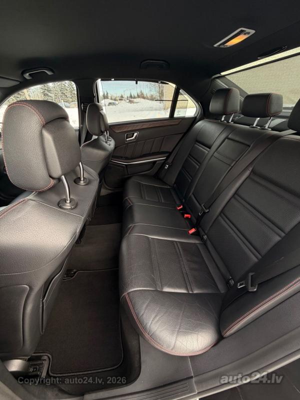 Melns Mercedes-Benz E-Class 2015 Tallina, ar dzinēja tilpumu 2.10 L un nobraukumu 259 tūkst. km par 8900 €, foto 11 vietnē AUTOMOTO.COM.LV