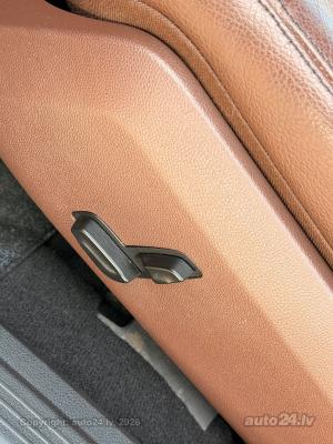 Black Mercedes-Benz E-Class 2015 in Parnu, with an engine capacity of 2.10 L and mileage of 439 thousand km for 7500 €, photo 25 on AUTOMOTO.COM.LV