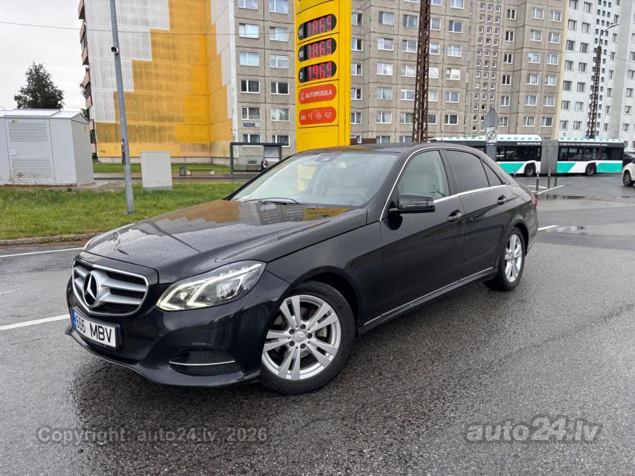 Melns Mercedes-Benz E-Class 2015 Tallina, ar dzinēja tilpumu 2.10 L un nobraukumu 350 tūkst. km par 7299 €, foto 4 vietnē AUTOMOTO.COM.LV