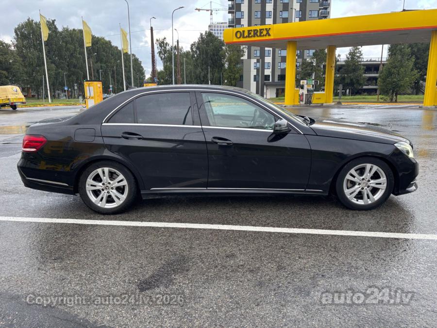 Melns Mercedes-Benz E-Class 2015 Tallina, ar dzinēja tilpumu 2.10 L un nobraukumu 350 tūkst. km par 7299 €, foto 7 vietnē AUTOMOTO.COM.LV