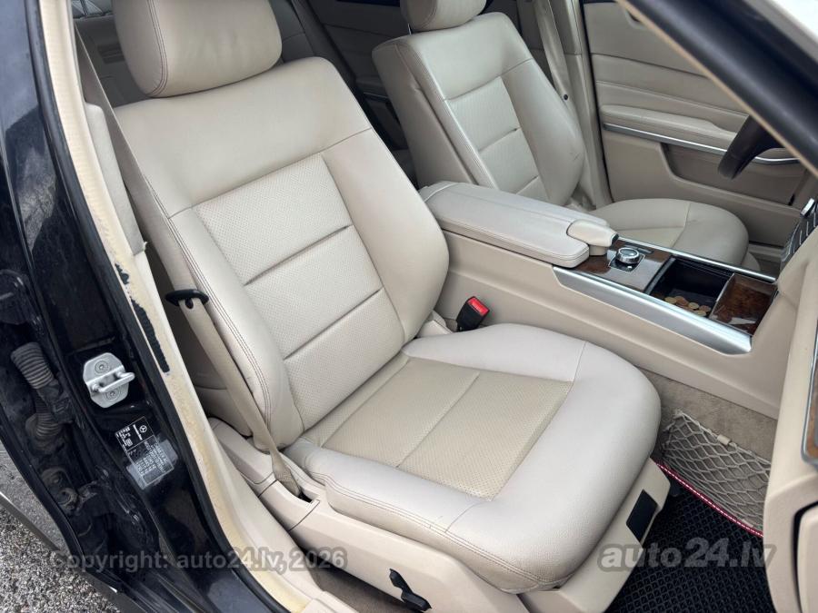 Melns Mercedes-Benz E-Class 2015 Tallina, ar dzinēja tilpumu 2.10 L un nobraukumu 350 tūkst. km par 7299 €, foto 12 vietnē AUTOMOTO.COM.LV