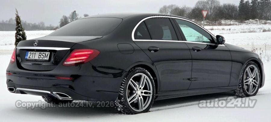 Melns Mercedes-Benz E-Class 2016 Tallina, ar dzinēja tilpumu 2.00 L un nobraukumu 216 tūkst. km par 23900 €, foto 3 vietnē AUTOMOTO.COM.LV