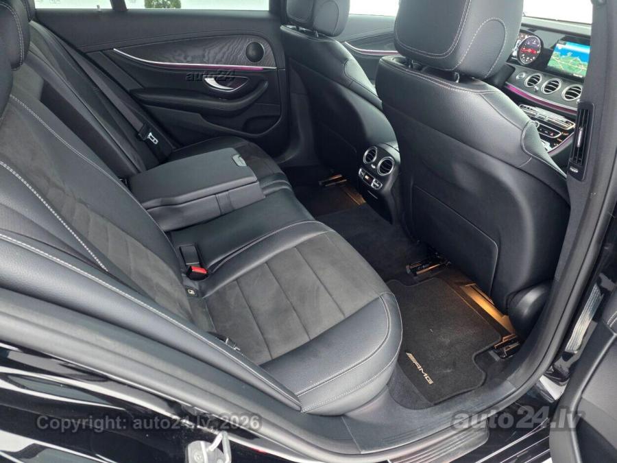 Melns Mercedes-Benz E-Class 2016 Tallina, ar dzinēja tilpumu 2.00 L un nobraukumu 216 tūkst. km par 23900 €, foto 8 vietnē AUTOMOTO.COM.LV