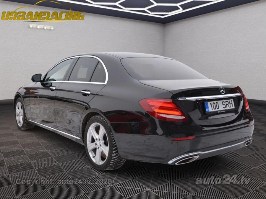 Melns Mercedes-Benz E-Class 2016 Tallina, ar dzinēja tilpumu 3.50 L un nobraukumu 110 tūkst. km par 27999 €, foto 4 vietnē AUTOMOTO.COM.LV