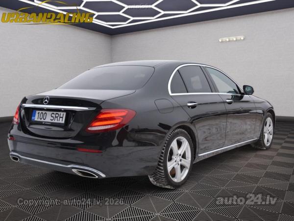 Black Mercedes-Benz E-Class 2016 in Tallinn, with an engine capacity of 3.50 L and mileage of 110 thousand km for 27999 €, photo 6 on AUTOMOTO.COM.LV