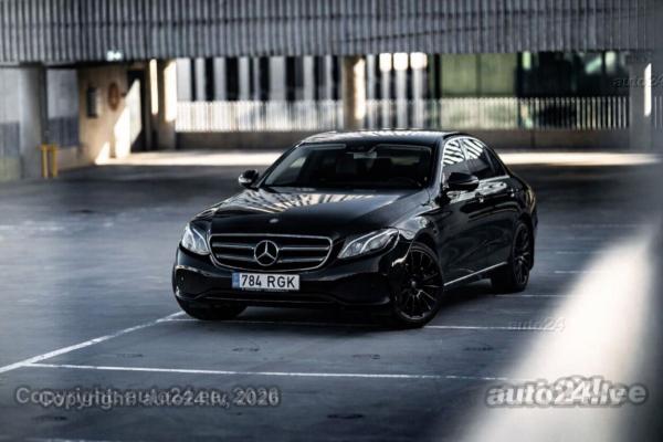 Melns Mercedes-Benz E-Class 2016 Tallina, ar dzinēja tilpumu 2.00 L un nobraukumu 178 tūkst. km par 24990 €, foto 4 vietnē AUTOMOTO.COM.LV