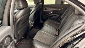 Black Mercedes-Benz E-Class 2016 in Voru, with an engine capacity of 2.00 L and mileage of 217 thousand km for 21900 €, photo 9 on AUTOMOTO.COM.LV