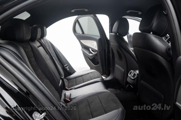 Melns Mercedes-Benz E-Class 2016 Tallina, ar dzinēja tilpumu 2.00 L un nobraukumu 238 tūkst. km par 19999 €, foto 9 vietnē AUTOMOTO.COM.LV