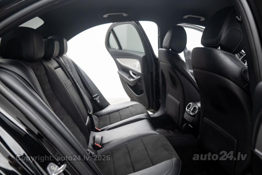 Melns Mercedes-Benz E-Class 2016 Tallina, ar dzinēja tilpumu 2.00 L un nobraukumu 238 tūkst. km par 19999 €, foto 10 vietnē AUTOMOTO.COM.LV