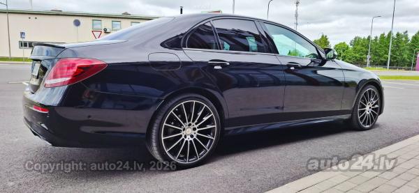 Черный Мерседес Е-Класс 2016 в Таллин, объемом двигателя 2.00 л и пробегом 159 тыс. км за 21700 €, фото 5 на AUTOMOTO.COM.LV