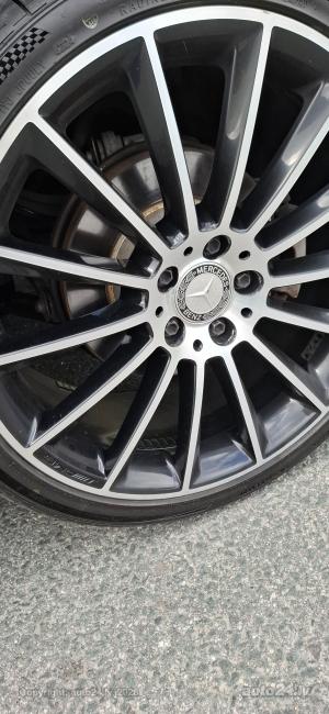Black Mercedes-Benz E-Class 2016 in Tallinn, with an engine capacity of 2.00 L and mileage of 159 thousand km for 21700 €, photo 14 on AUTOMOTO.COM.LV