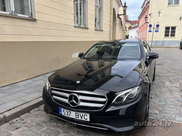 Melns Mercedes-Benz E-Class 2016 Tallina, ar dzinēja tilpumu 2.00 L un nobraukumu 85 tūkst. km par 27900 €, foto 2 vietnē AUTOMOTO.COM.LV