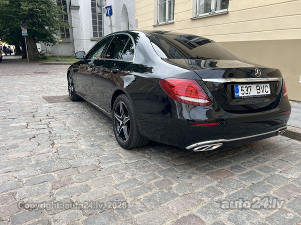 Melns Mercedes-Benz E-Class 2016 Tallina, ar dzinēja tilpumu 2.00 L un nobraukumu 85 tūkst. km par 27900 €, foto 5 vietnē AUTOMOTO.COM.LV